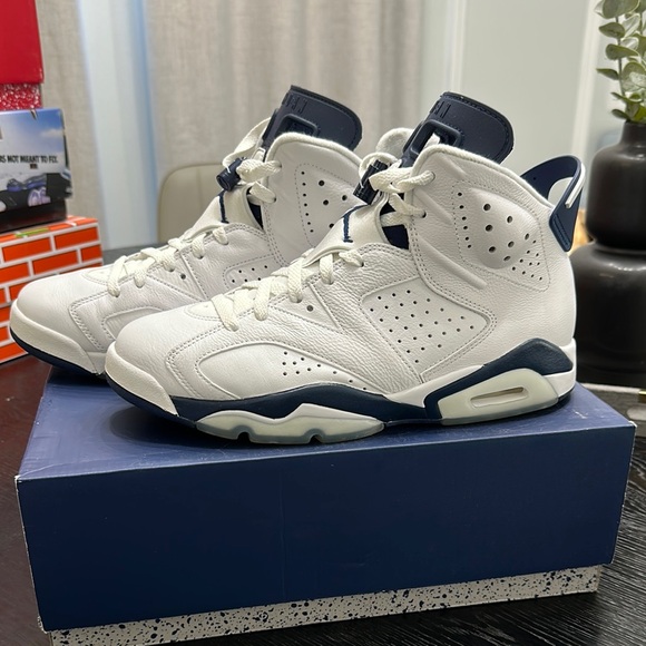 Jordan | Shoes | Jordan Air Retro 6 White And Navy Sneakers | Poshmark
